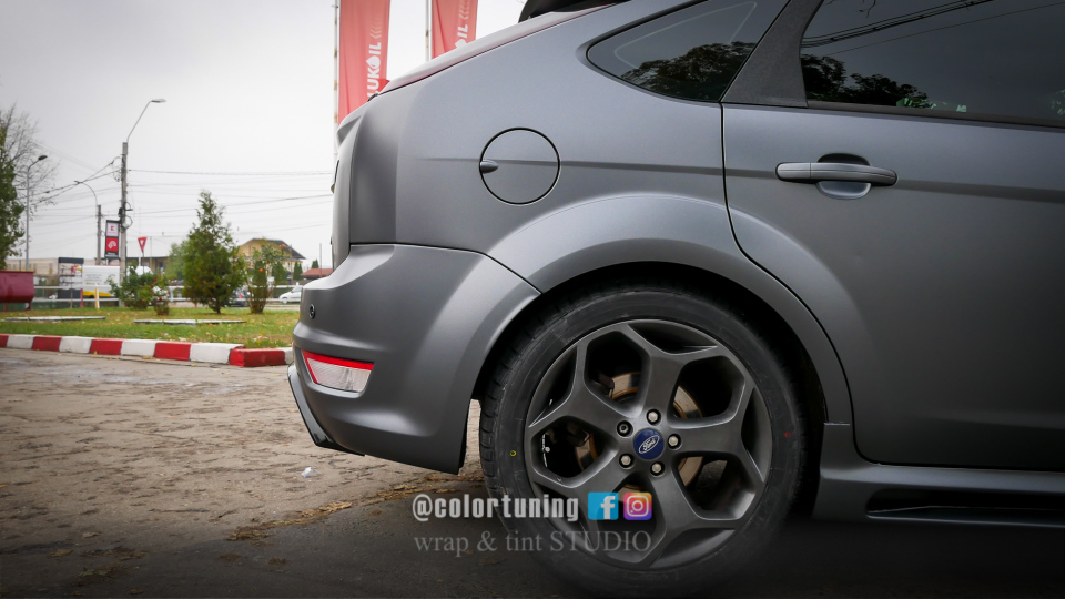 Ford focus gri mat metalizat